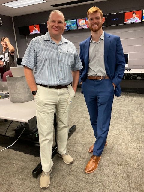 Award Winning News Producers Visit UCF Knightly News - Nicholson School ...