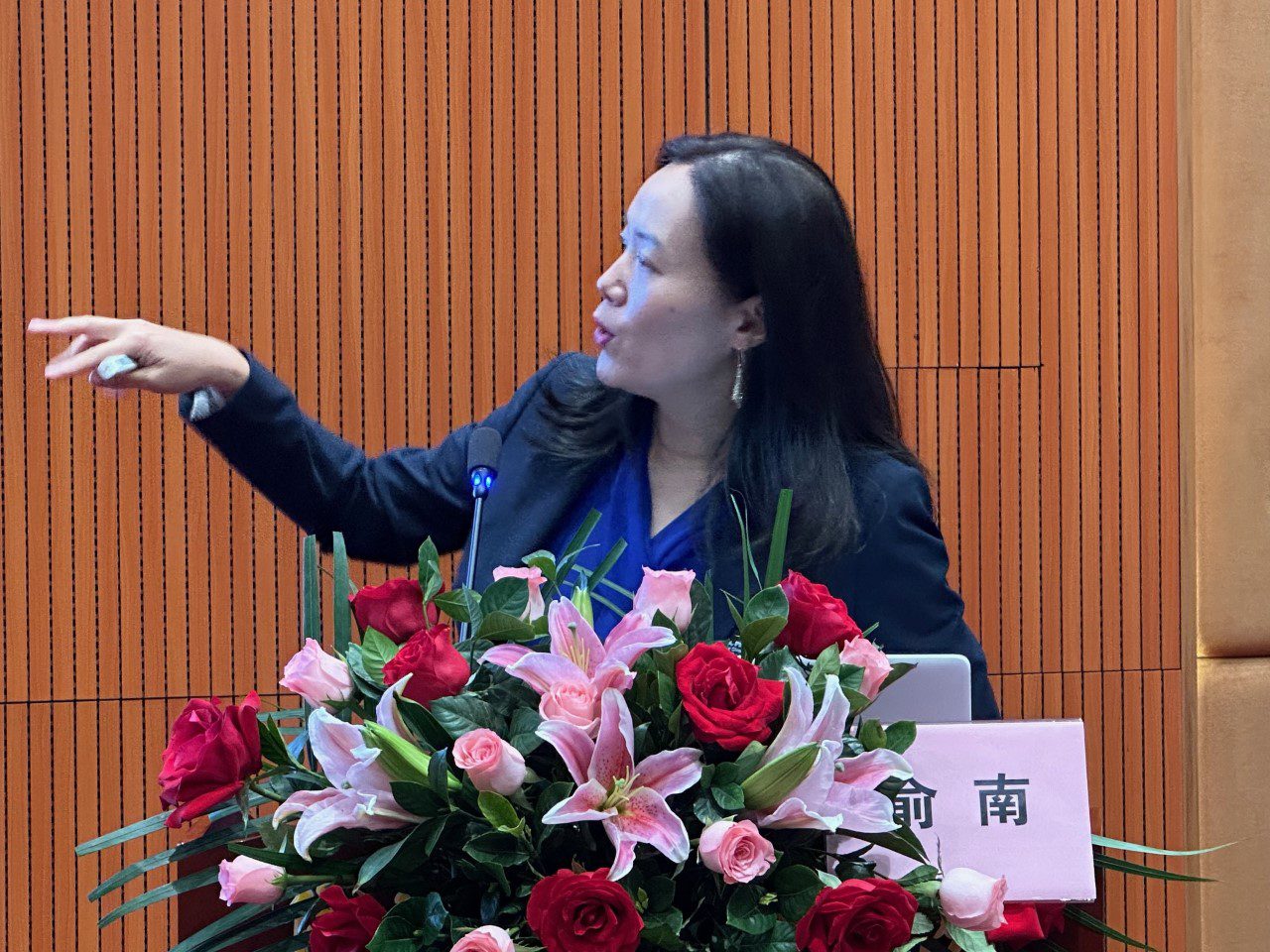 Dr. Nan Yu Delivers Talk on Public Health in China - Nicholson School ...